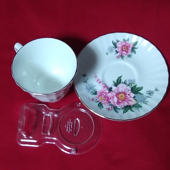 Royal Victorian | Kitchen | Vintage Royal Victorian Fine Bone China ...